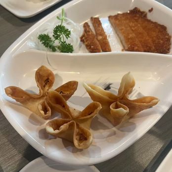 GUJI - Updated September 2025 - 80 Photos & 20 Reviews - 311 Boston ...