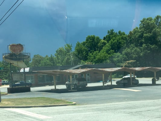 HEART’S FAMILY RESTAURANT - Updated September 2025 - 10 Reviews - 204 S ...