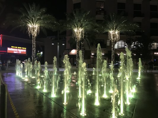 NANCY M. GRAHAM CENTENNIAL SQUARE - Updated December 2025 - 19 Photos ...