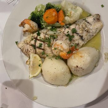 OLD LISBON RESTAURANTS - SOUTH MIAMI - 366 Photos & 224 Reviews - 5837 ...