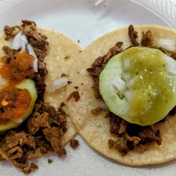 AJILLOS - Updated December 2025 - 44 Photos & 69 Reviews - 611 E De La ...