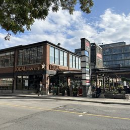 LOCAL PUBLIC EATERY LIBERTY VILLAGE - Updated October 2025 - 465 Photos ...
