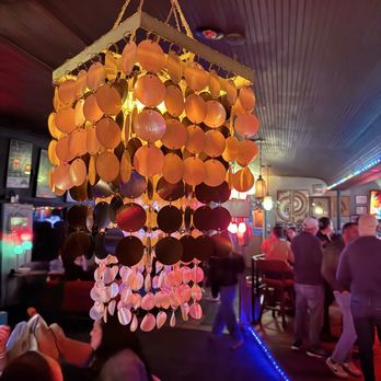 COSMO’S BAR & LOUNGE - Updated July 2025 - 172 Photos & 273 Reviews ...