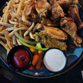 OCTOPUS KITCHEN - Updated August 2024 - 423 Photos & 239 Reviews - 1551 ...