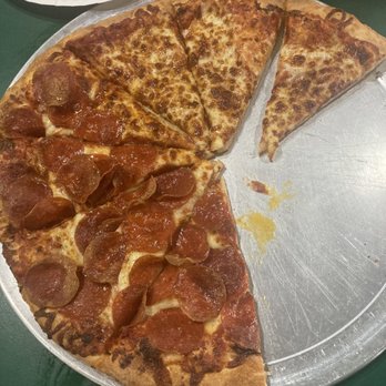 PIZZA FACTORY - Updated July 2024 - 246 Photos & 365 Reviews - 40915 ...