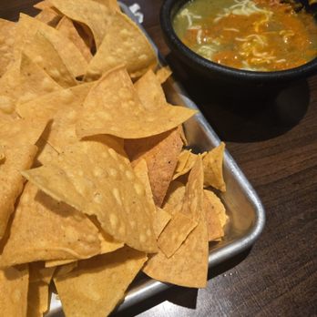 EL ARROYO - Updated November 2024 - 183 Photos & 246 Reviews - 126 S ...