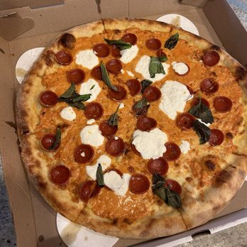 CASANO’S PIZZA PARLOR - Updated June 2025 - 41 Photos & 33 Reviews - 8 ...