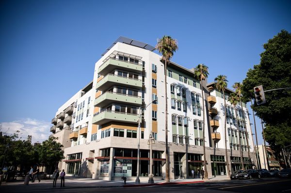 IMPERIAL HARDWARE LOFTS APARTMENTS - Updated October 2025 - 80 Photos ...