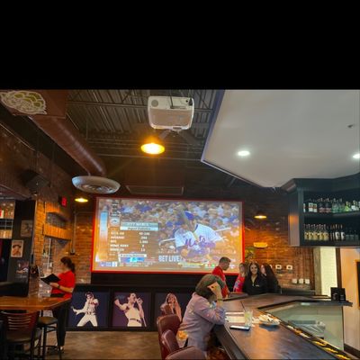 ROADHOUSE 38 - Updated December 2025 - 35 Photos & 53 Reviews - 275 W ...