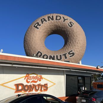 RANDY’S DONUTS - Updated November 2024 - 4720 Photos & 3511 Reviews ...
