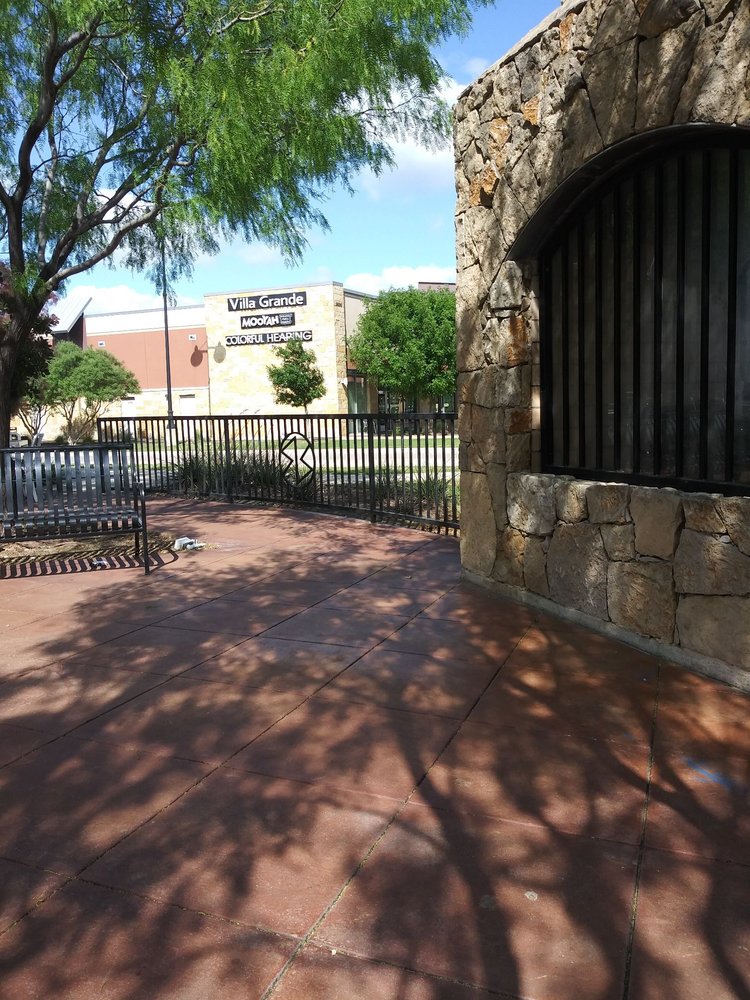 RAYZOR RANCH MARKETPLACE - Updated October 2025 - 2750 W University Dr ...