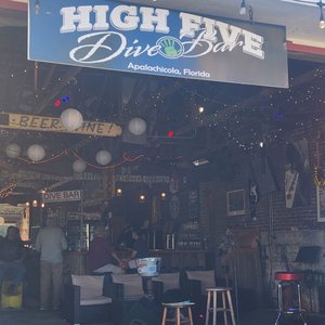 HIGH FIVE DIVE BAR - 10 Photos - 131 Commerce St, Apalachicola, Florida ...