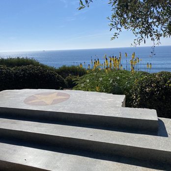 SELF REALIZATION FELLOWSHIP HERMITAGE & MEDITATION GARDENS - Updated ...