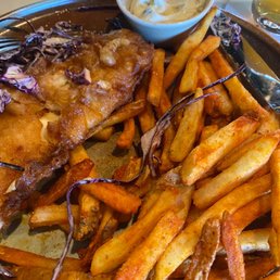 TAPS PUBLIC HOUSE - Updated December 2025 - 98 Photos & 43 Reviews ...