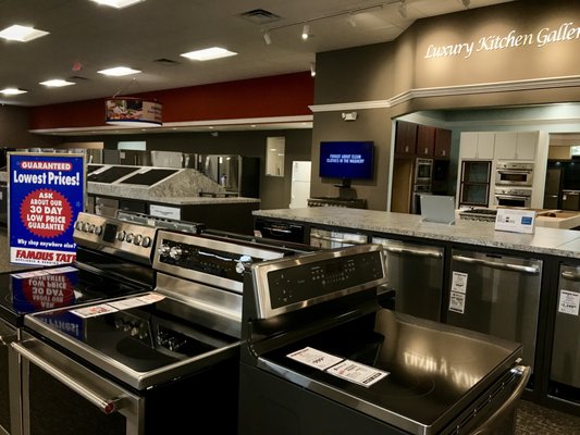 FAMOUS TATE APPLIANCE & BEDDING CENTER - Updated December 2025 - 23 ...
