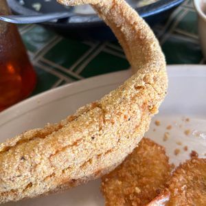 CATFISH KING RESTAURANT OF PARIS - 21 Photos & 35 Reviews - 2430 N Main ...