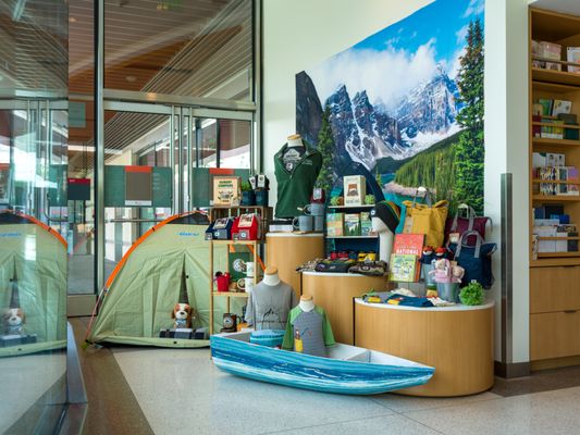 STANFORD HEALTH CARE GIFT SHOP - Updated January 2026 - 500 Pasteur Dr ...