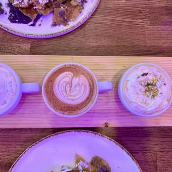 MADRES BRUNCH - Updated May 2024 - 843 Photos & 403 Reviews - 8015 ...