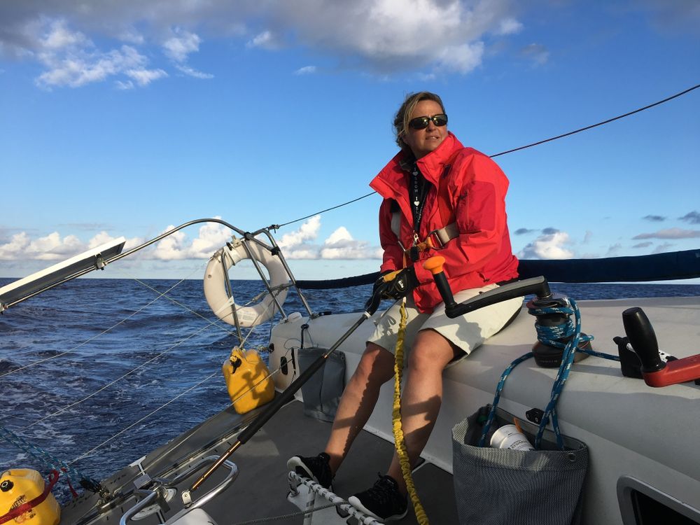 KRISTEN CAMPBELL - METROPOLIST REAL ESTATE nearby at 3518 SW Genesee St ...