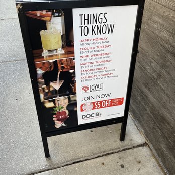 DOC B’S RESTAURANT + BAR - 823 Photos & 972 Reviews - 100 E Walton St ...