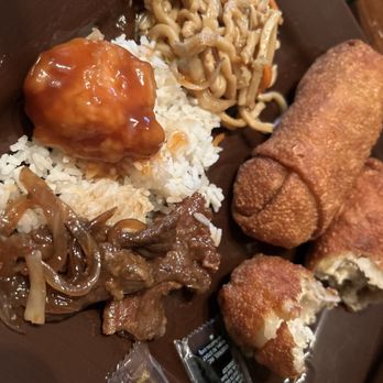 RED TEA HOUSE - Updated January 2025 - 143 Photos & 150 Reviews - 1717 ...