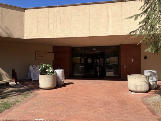 UNION CITY LIBRARY - Updated December 2025 - 46 Photos & 85 Reviews ...