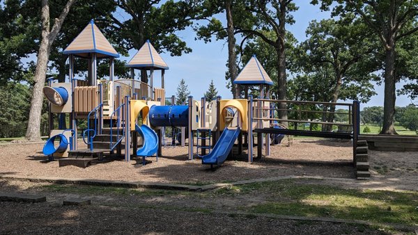 PHILLIPS PARK ZOO - Updated August 2025 - 245 Photos & 103 Reviews ...