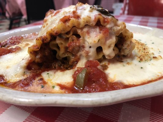 MONJUNIS ITALIAN CAFE AND GROCERY - 108 Photos & 89 Reviews - 1315 ...
