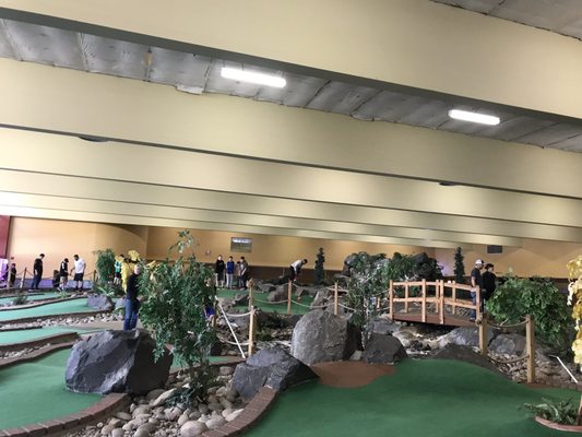 PUTTERS FAMILY ENTERTAINMENT CENTER - 35 Photos & 81 Reviews - 1156 Hwy ...