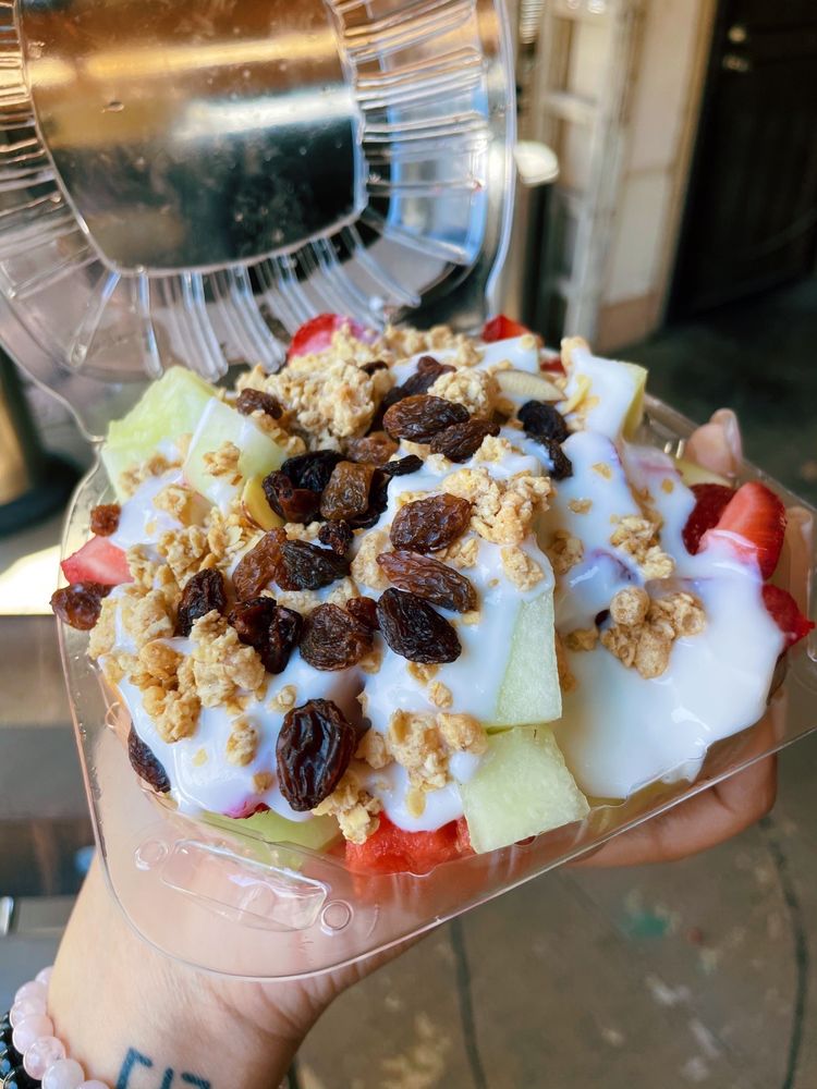 M TACOS - Updated May 2025 - 118 Photos & 171 Reviews - 4111 Main St ...