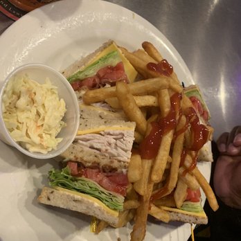 DELLIS’ RESTAURANT BAR & GRILL - 72 Photos & 116 Reviews - 8776 ...