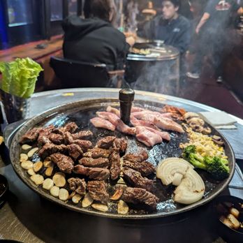 THE CAST IRON POT - Updated August 2025 - 1338 Photos & 954 Reviews ...