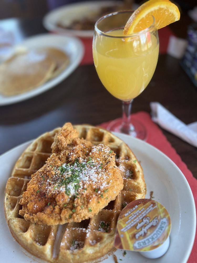 RUSH CREEKSIDE INN - Updated December 2025 - 25 Reviews - 6071 E ...