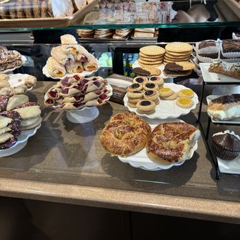 CARMEL BAKERY - Updated July 2024 - 1418 Photos & 1031 Reviews - Ocean ...