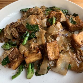 FERN THAI CAPITOL HILL - Updated May 2024 - 490 Photos & 146 Reviews ...