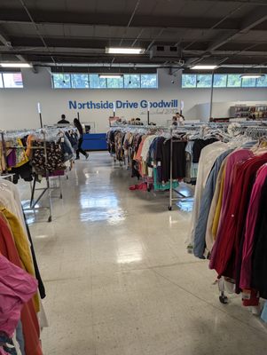 GOODWILL THRIFT STORE & DONATION CENTER - Updated October 2025 - 31 ...
