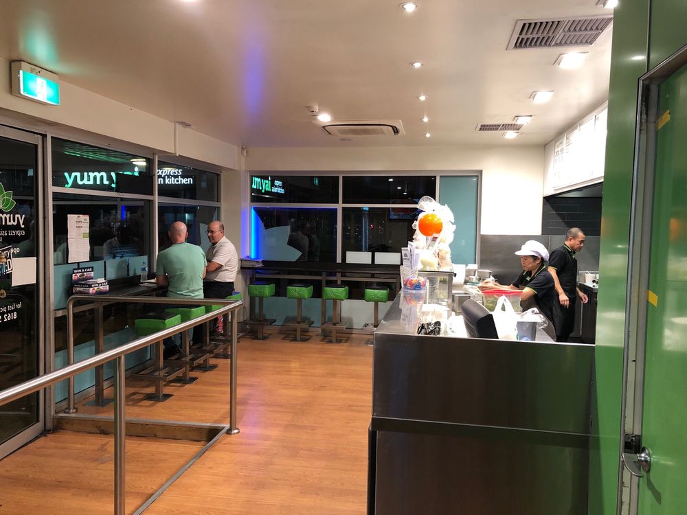 YUM YAI EXPRESS THAI KITCHEN - 33 Main St, Mawson Lakes South Australia ...