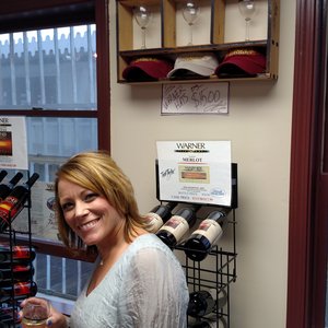 WARNER VINEYARDS - Updated October 2025 - 121 Photos & 57 Reviews - 706 S Kalamazoo St, Paw Paw ...