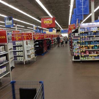 WALMART SUPERCENTRE - Updated December 2025 - 3035 Clarence Avenue S ...