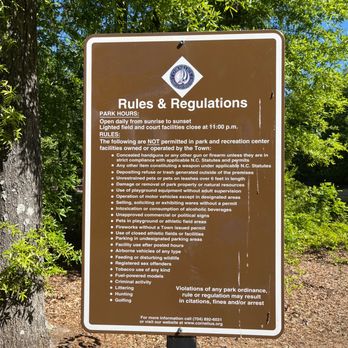 ROBBINS PARK - Updated June 2025 - 19 Photos - 17500 W Catawba Ave ...