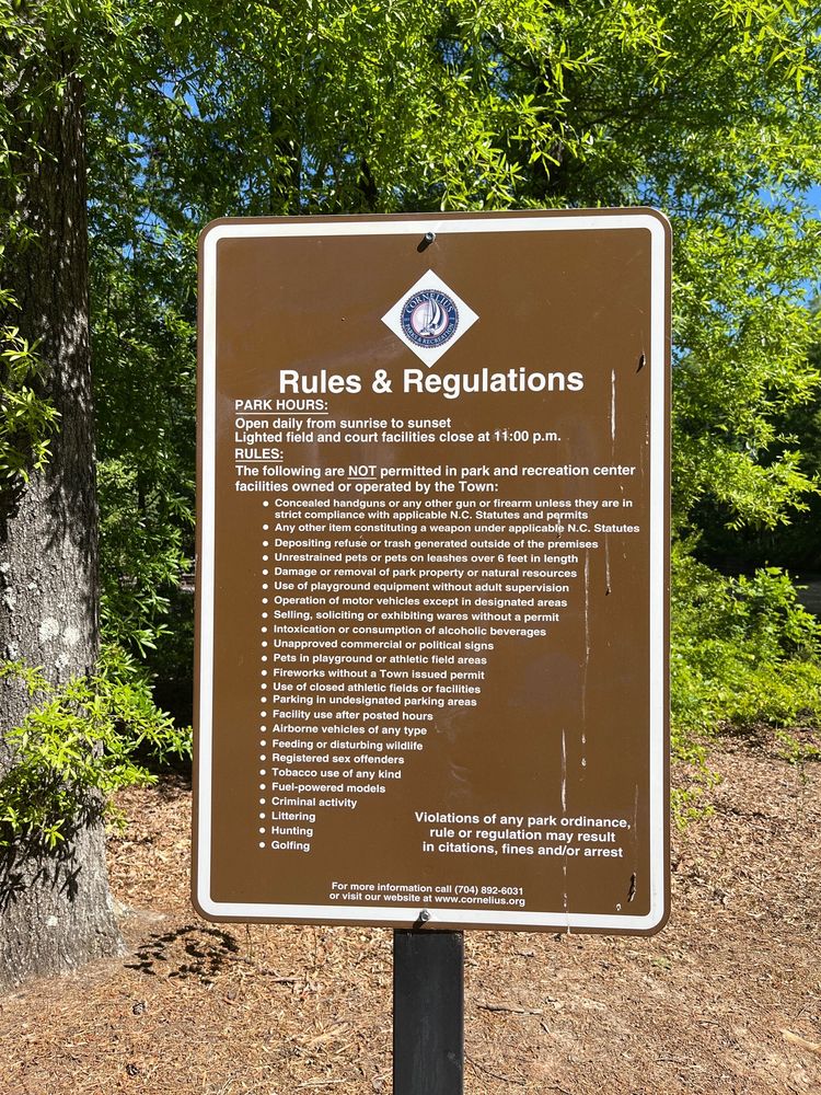 ROBBINS PARK - Updated July 2025 - 19 Photos - 17500 W Catawba Ave ...