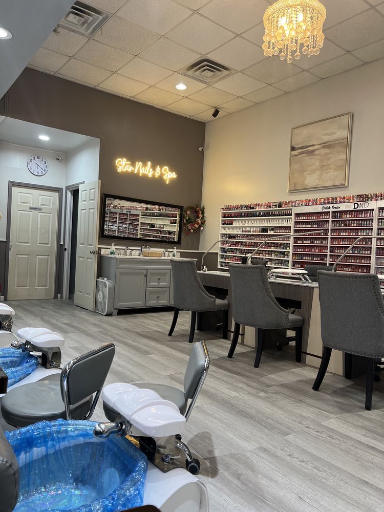 STAR NAILS - Updated December 2025 - 21 Photos - 1001 S Bowman Rd ...