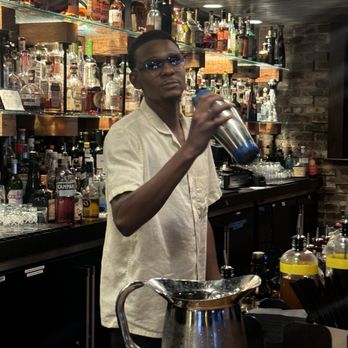 BAYOU BAR - Updated August 2025 - 154 Photos & 116 Reviews - 2031 St ...