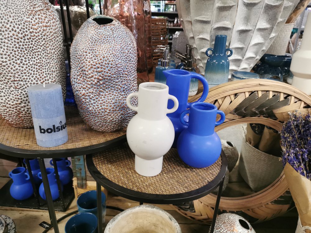 FLOWERLAND HOME & GARDENS BOURNE END - Updated January 2025 - 12 Photos ...