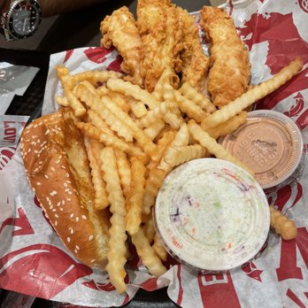 RAISING CANES - Updated January 2026 - 13 Photos & 26 Reviews - 1270 N ...
