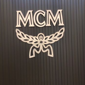 INTERNATIONAL PLAZA AND BAY STREET - Updated December 2024 - 349 Photos ...