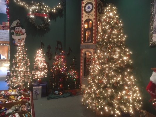 OLD WORLD CHRISTMAS - Updated June 2026 - 14 Photos - 4007 E Main Ave ...