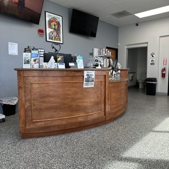 911 VET CARE - Updated December 2025 - 108 Photos & 313 Reviews - 42053 ...