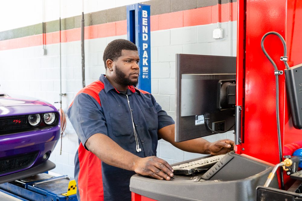 GECKO DISCOUNT TIRE & AUTO SERVICE - Updated September 2025 - 24 Photos ...