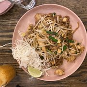 PAI NORTHERN THAI KITCHEN - 4124 Photos & 3009 Reviews - Thai - 18 ...